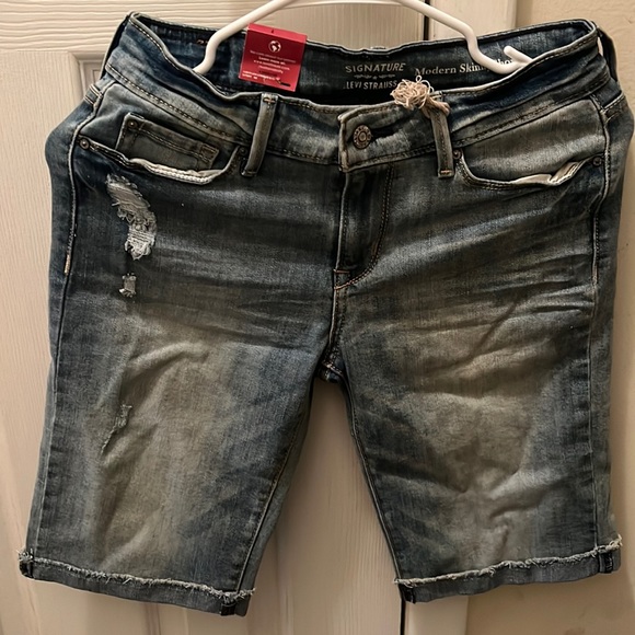 Signature by Levi Strauss | Shorts | Modern Skinny Short Signature ...